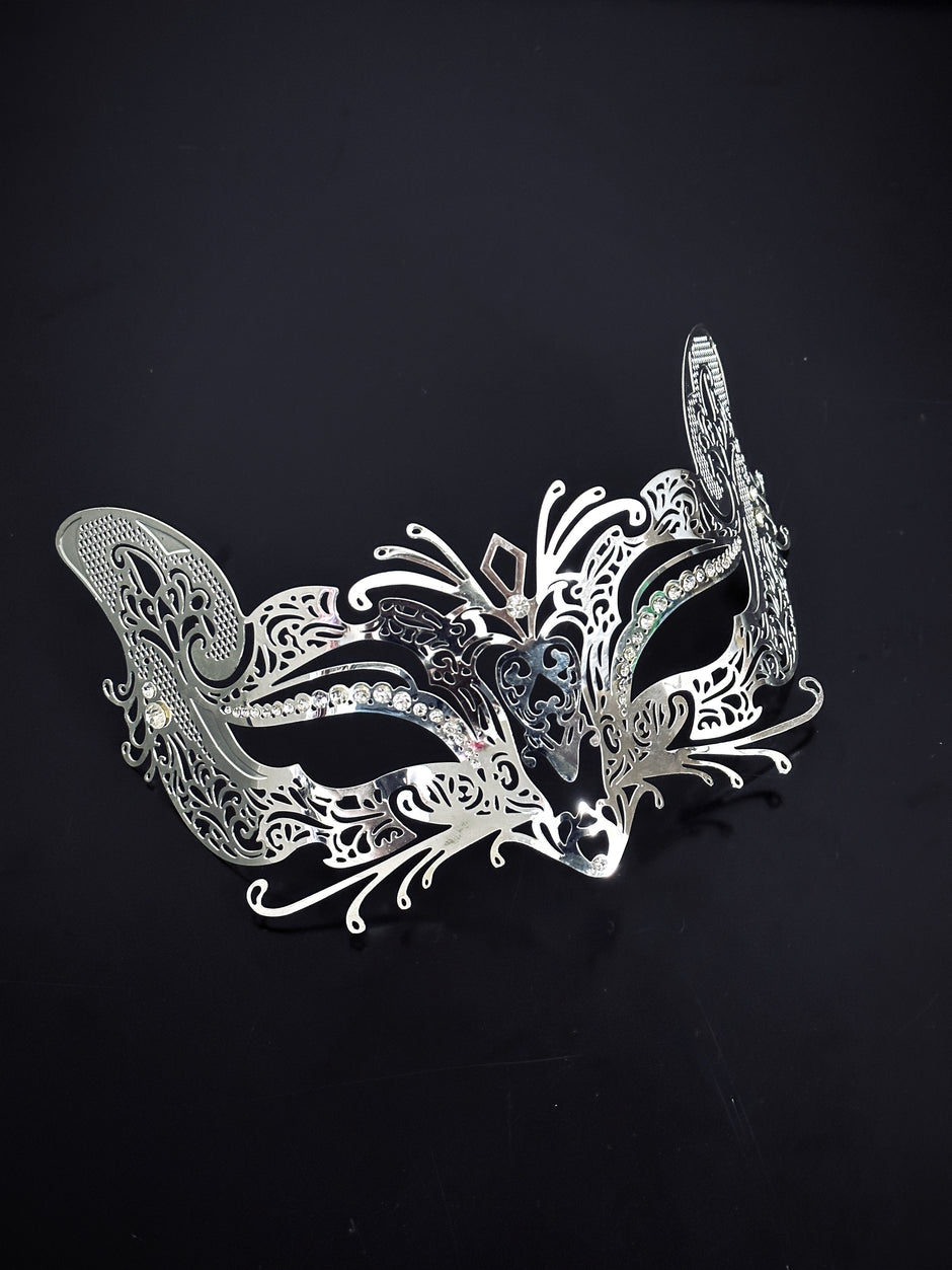 Masquerade Definition & Meaning: Everything You'd Need to Know ...
