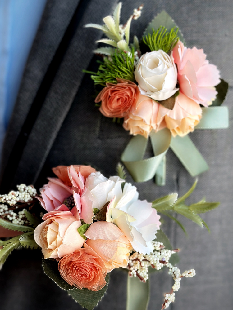 Buy Corsage and Boutonniere Sets Online | Prom & Wedding – Masquerade Store